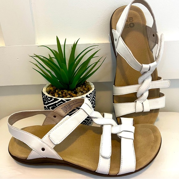 Abeo | Shoes | Abeobio System Beabraid White Leather Adjustable Hook ...